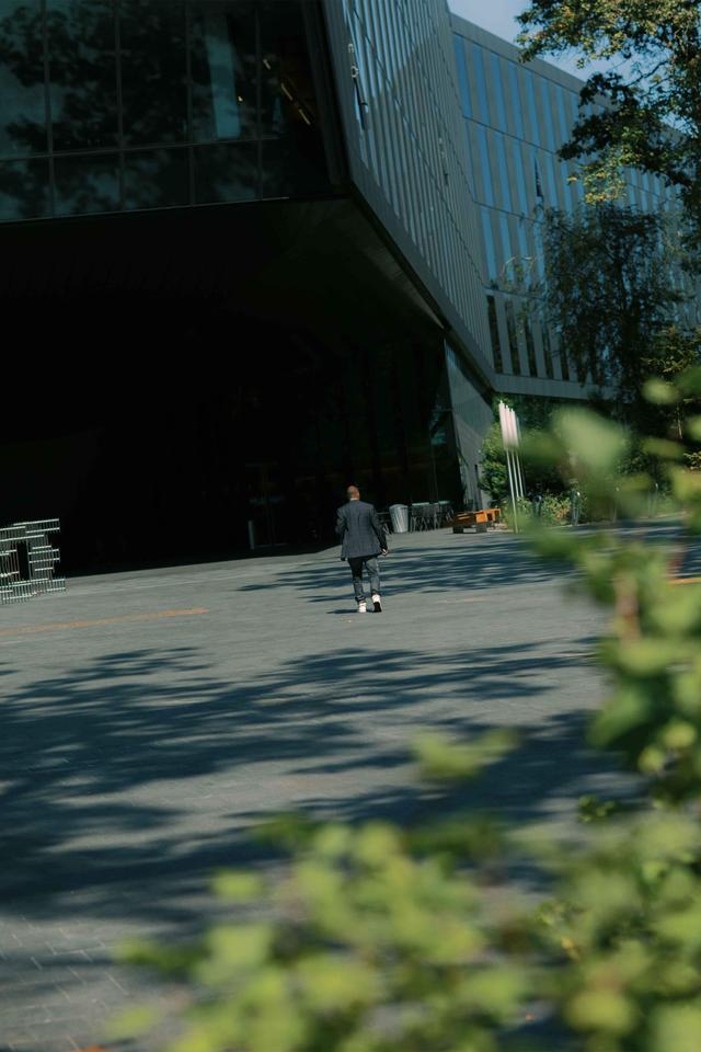 Larry Miller - Checkr.org